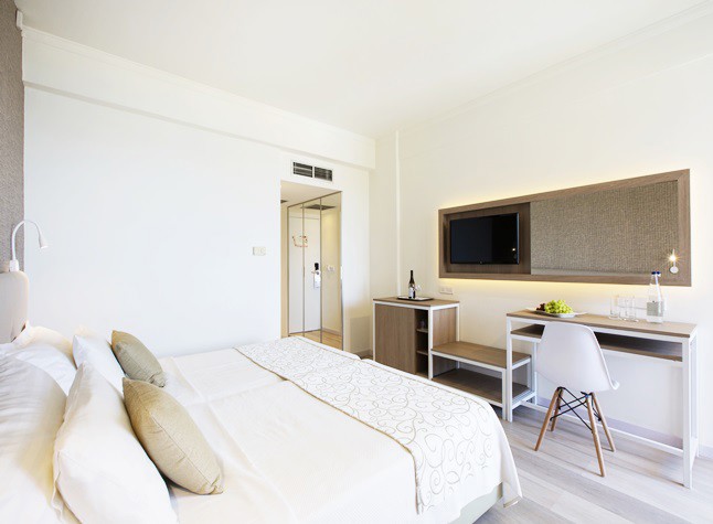 Venus Beach Hotel in Paphos, Cyprus | Olympic Holidays