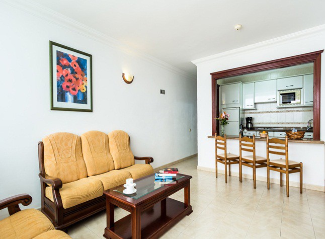 Labranda Los Cocoteros In Lanzarote | Olympic Holidays